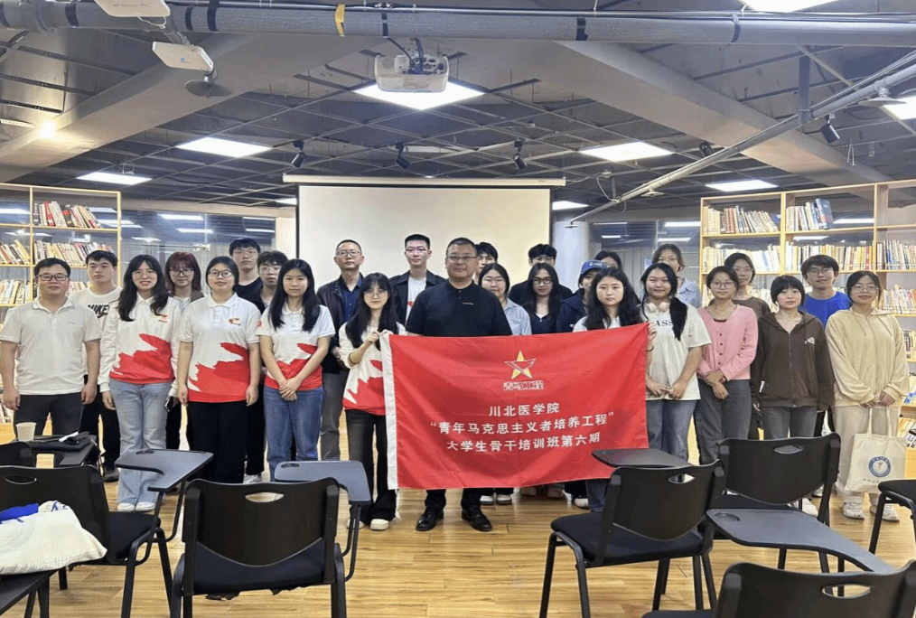 马克思主义学院举行“红色资源转化与双创赋能”专题讲座-马克思主义学院